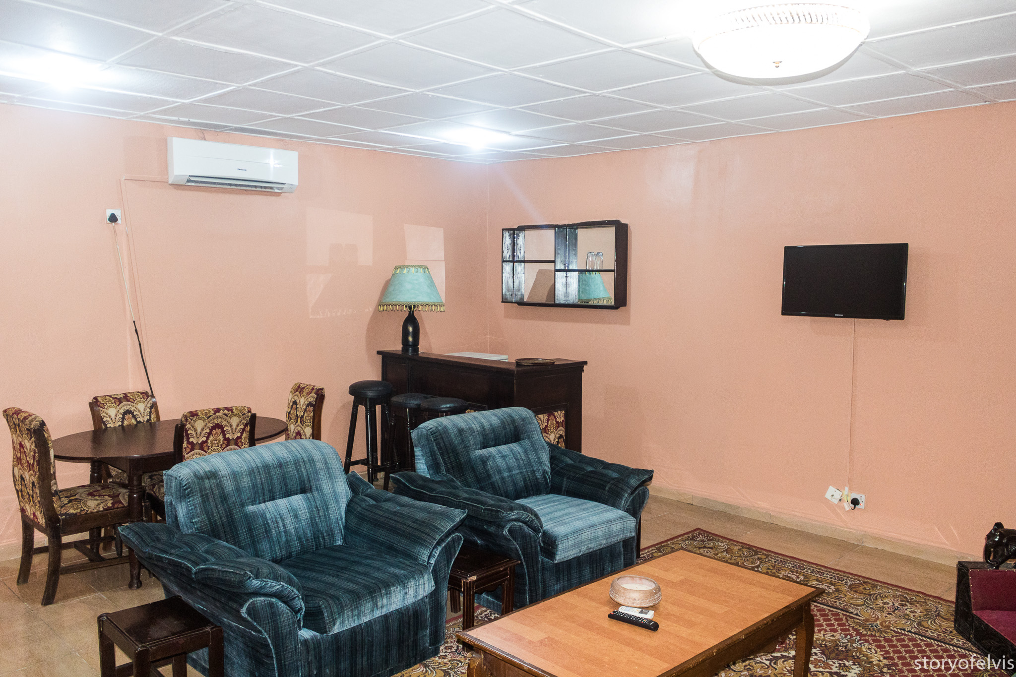 Rooms & Suites - Gordon Resort Hotel